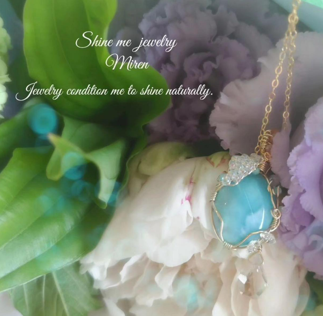 【デザイナー作品紹介】理想の未来を 描き続ける「美しい人」へ | ワイヤージュエリーデザインと天然石のスクール WJDA ワイヤージュエリー ...